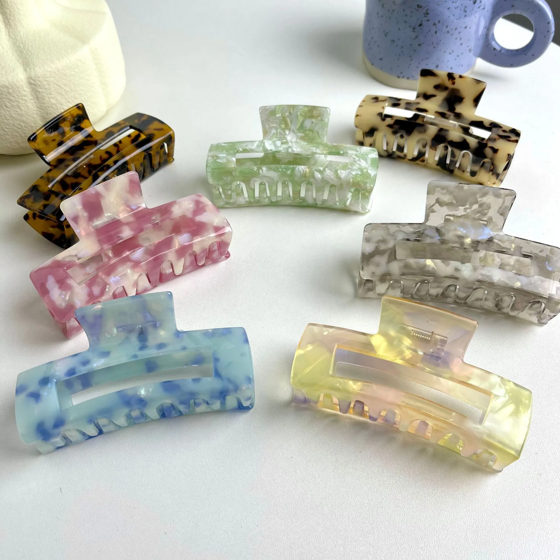 Wholesale simple style marble acetic acid sheets hollow out hair claws ...