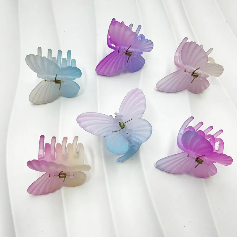 Wholesale Women's Butterfly Elegant Resin Hair Claws - DoubleWinWholesale